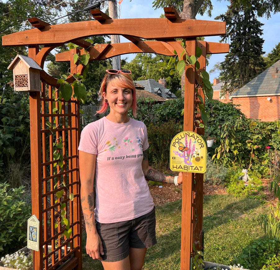 Kelly Konieczki, Pollinator Hero! – Rochester Pollinators